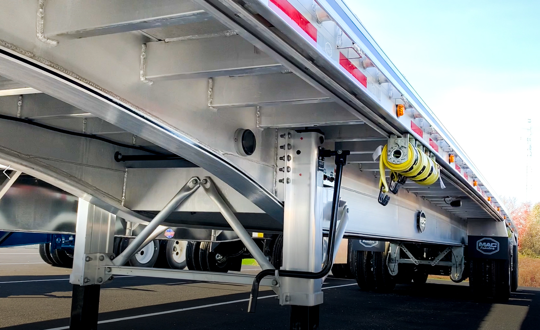 3 Types of Semi-Trailer Flatbeds | Utility Keystone Trailer Sales