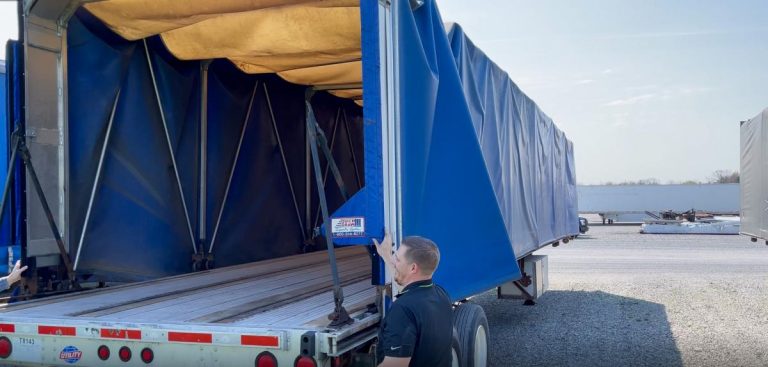 Conestoga vs Curtainside Trailer | Utility Keystone Trailer Sales